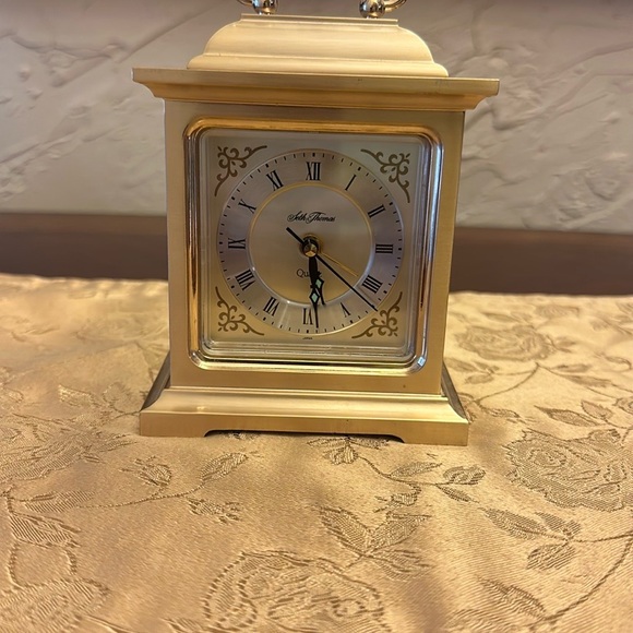 Seth Thomas | Wall Decor | Vintage Thomas Brass Quartz Rapture Table ...